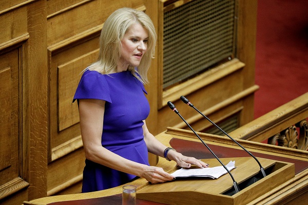 ΘΕΟΔΩΡΑ ΤΖΑΚΡΗ: «Τα πραγματικά προβλήματα του αγροτών σήμερα είναι ...
